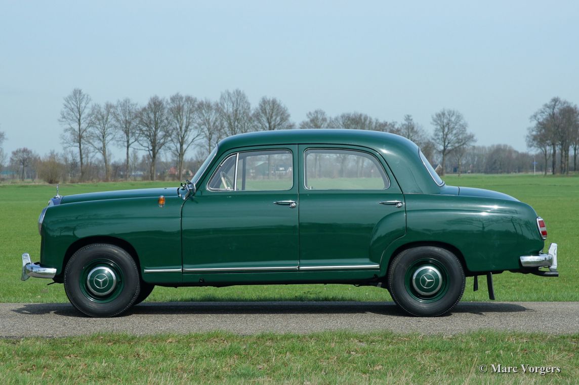 Mercedes-Benz 180 : Une voiture qui traverse les générations