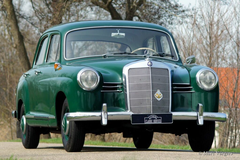 Mercedes-Benz 180 : Une voiture qui traverse les générations