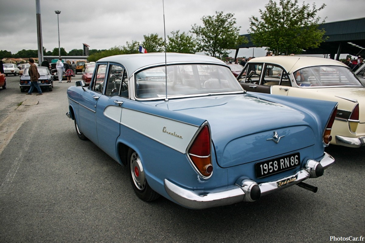 Tout savoir sur la Simca Vedette avant d’en acheter une